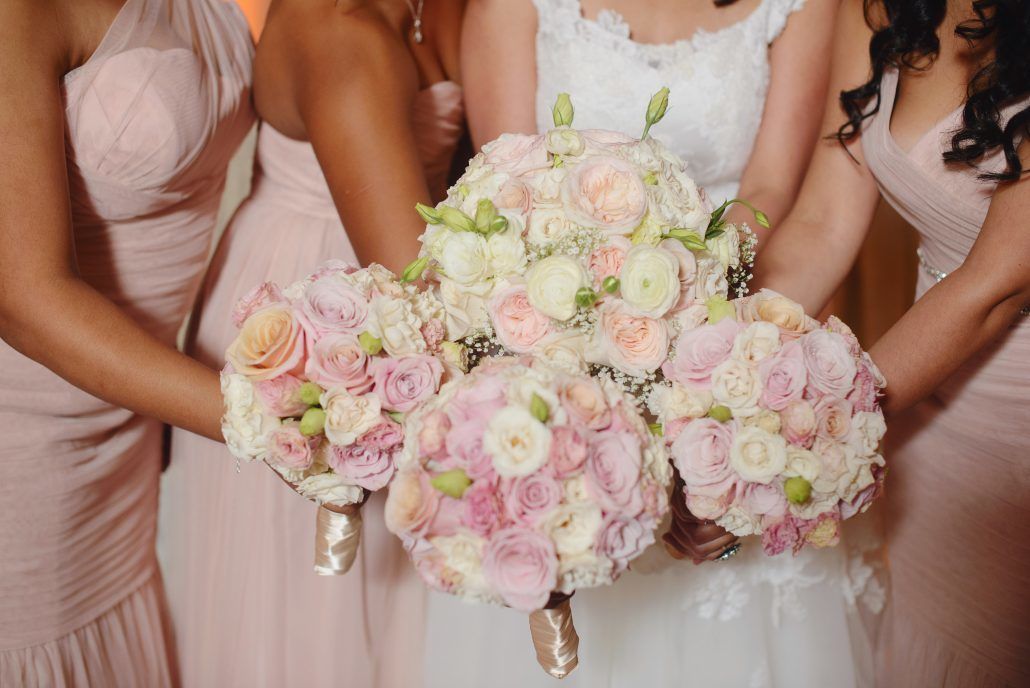 Esther & Emmanuel – Blush Pink White Rose Garden Rose Ranunculus ...