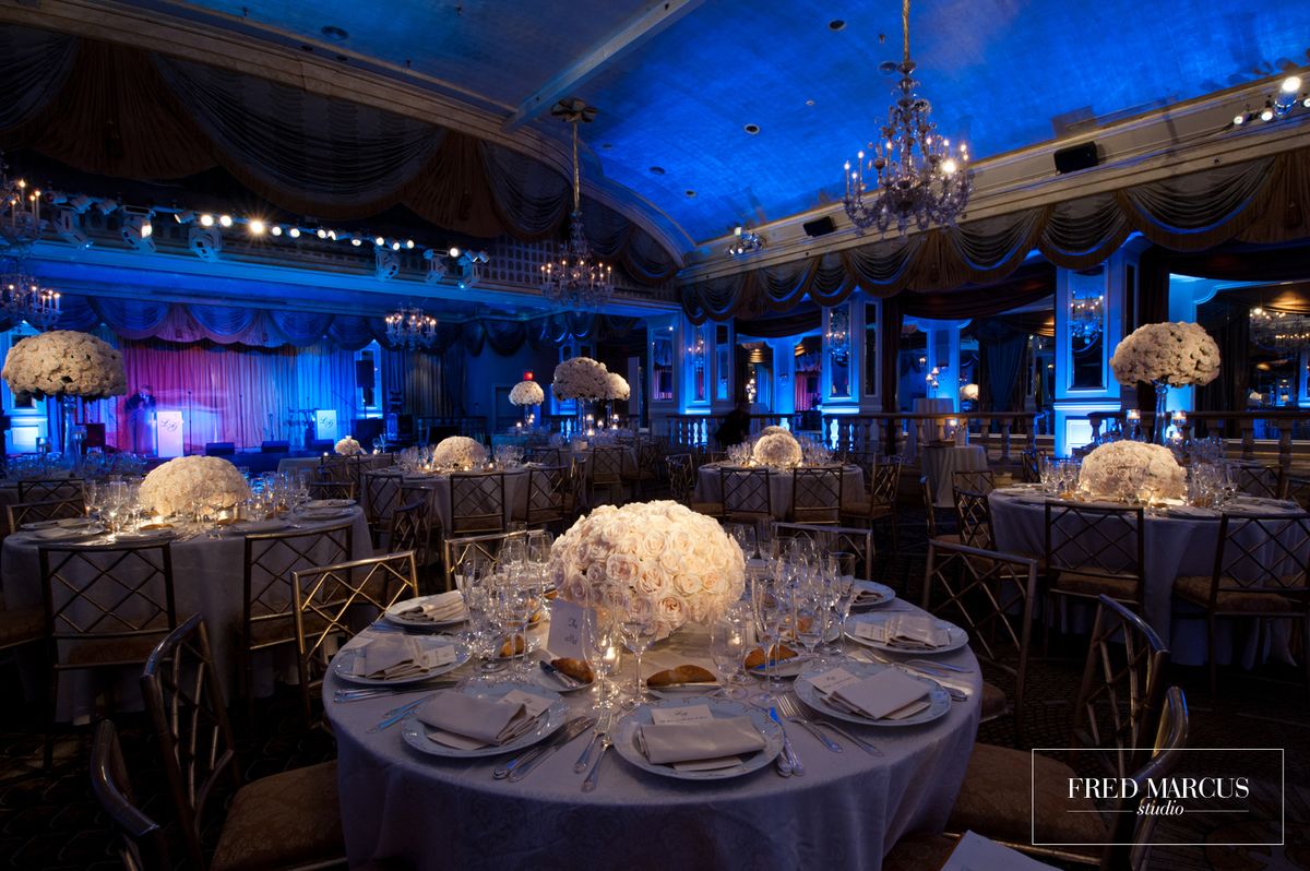 Lindsey & Greg – Reception with Low Centerpieces – Pierre Hotel – by ...