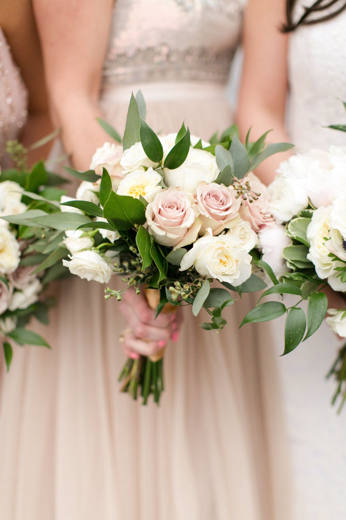 Kristen & Tom – Garden Rose Quicksand Rose Spray Rose Lemon Leaf Seeded ...