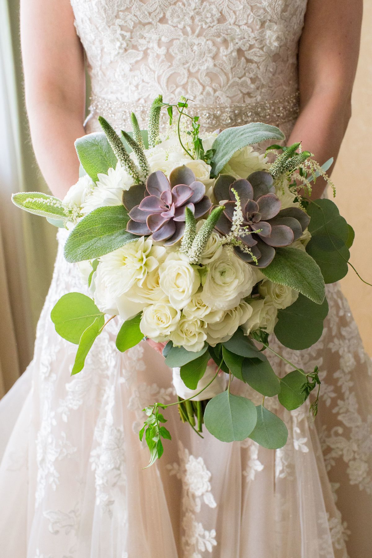Carly & David Wedding – Bouquet – Crystal Plaza – by Drew Noel – 1846 ...
